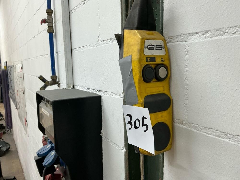 Jib crane | Dome Auctions